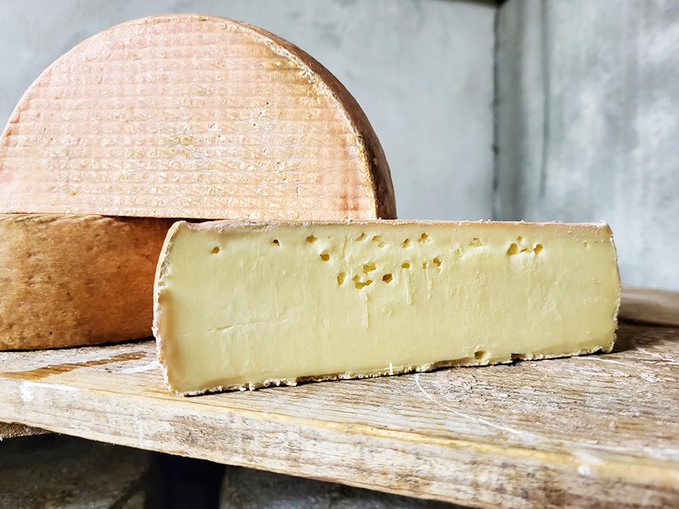 Commandez notre Raclette du Laudon chez La Ferme du Ponant à La ...